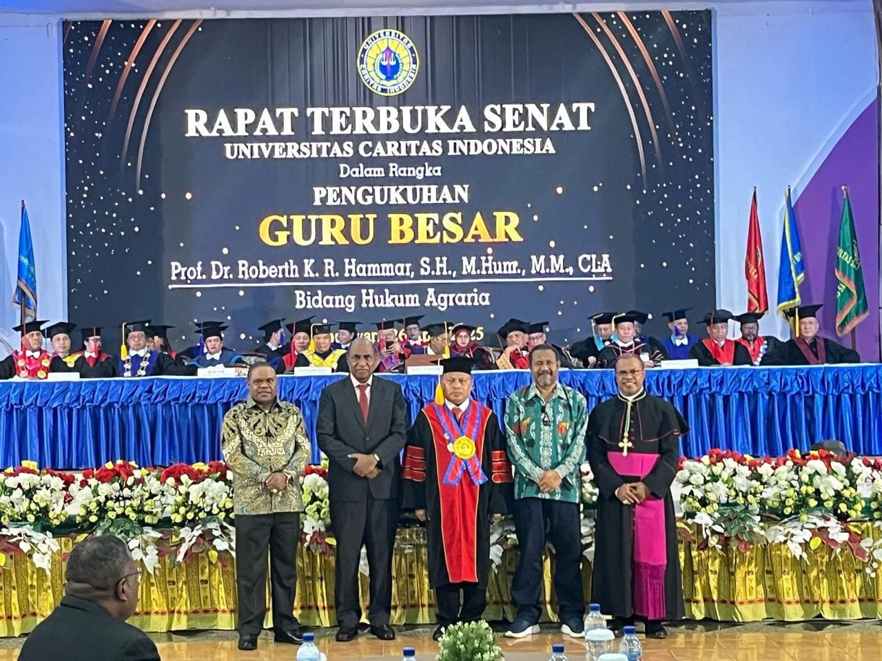 Pengukuhan Guru Besar. Hermus Indou: Simbol Capaian Pembangunan | Kabar ...